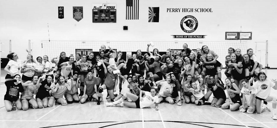 Perry Girls Volleyball